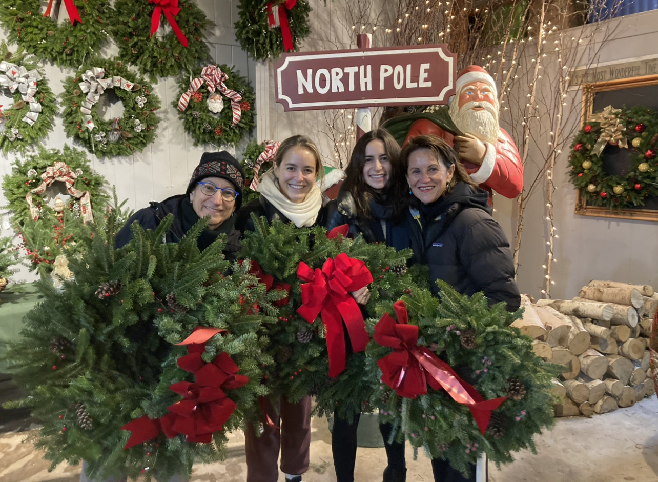 Ice Sculptures | Choose & Cut Christmas trees - The Ice Farm